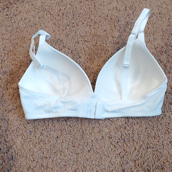 Warner's | Intimates & Sleepwear | Sale Nwot Warners Elements Of Bliss ...